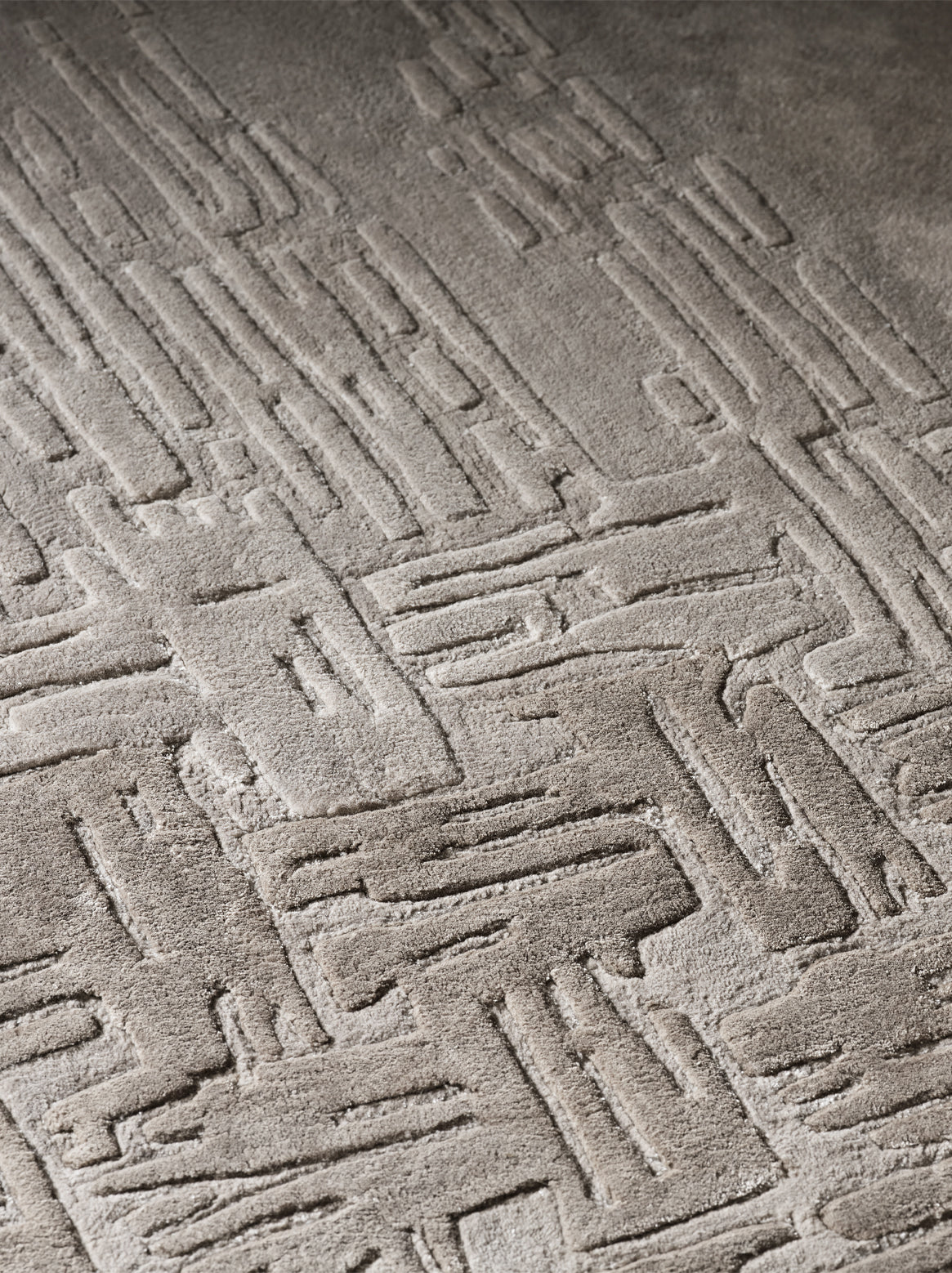 Arista Ash Grey Handmade Luxury Carpet – 100% Botanical Silk | Hand ...